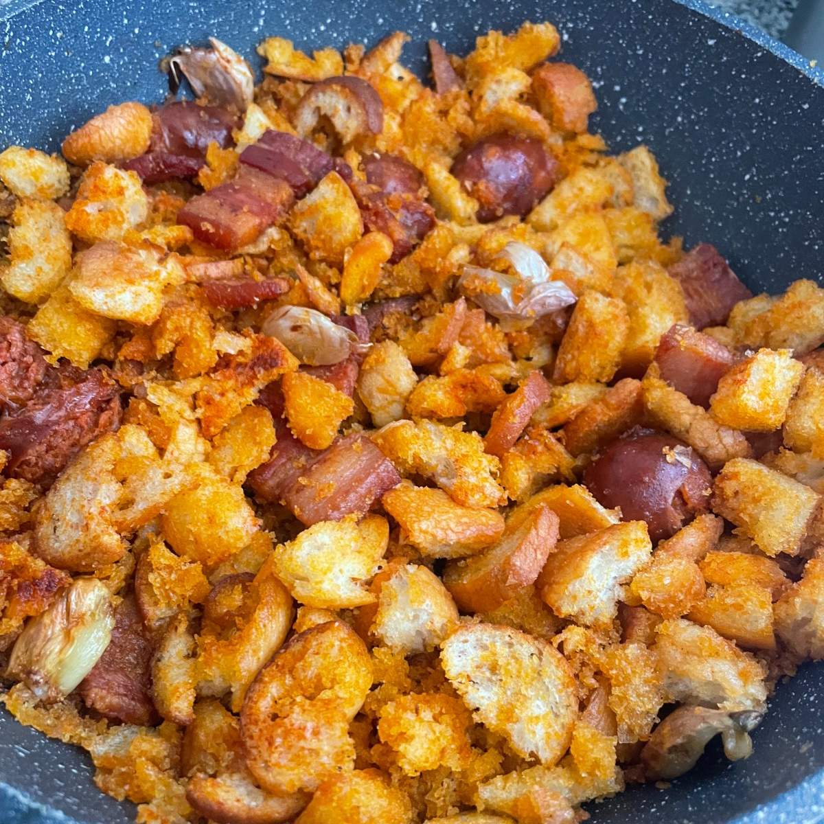 Migas de Pastor con Chorizo Revilla: La Receta Tradicional con el Mejor ...